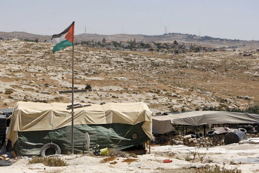 En Cisjordanie, l’âpre bataille des habitants de Susiya - Association ...