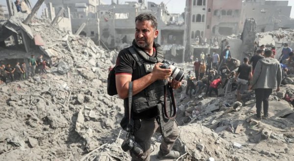La faim rend la vie impossible aux journalistes de Gaza - Association ...